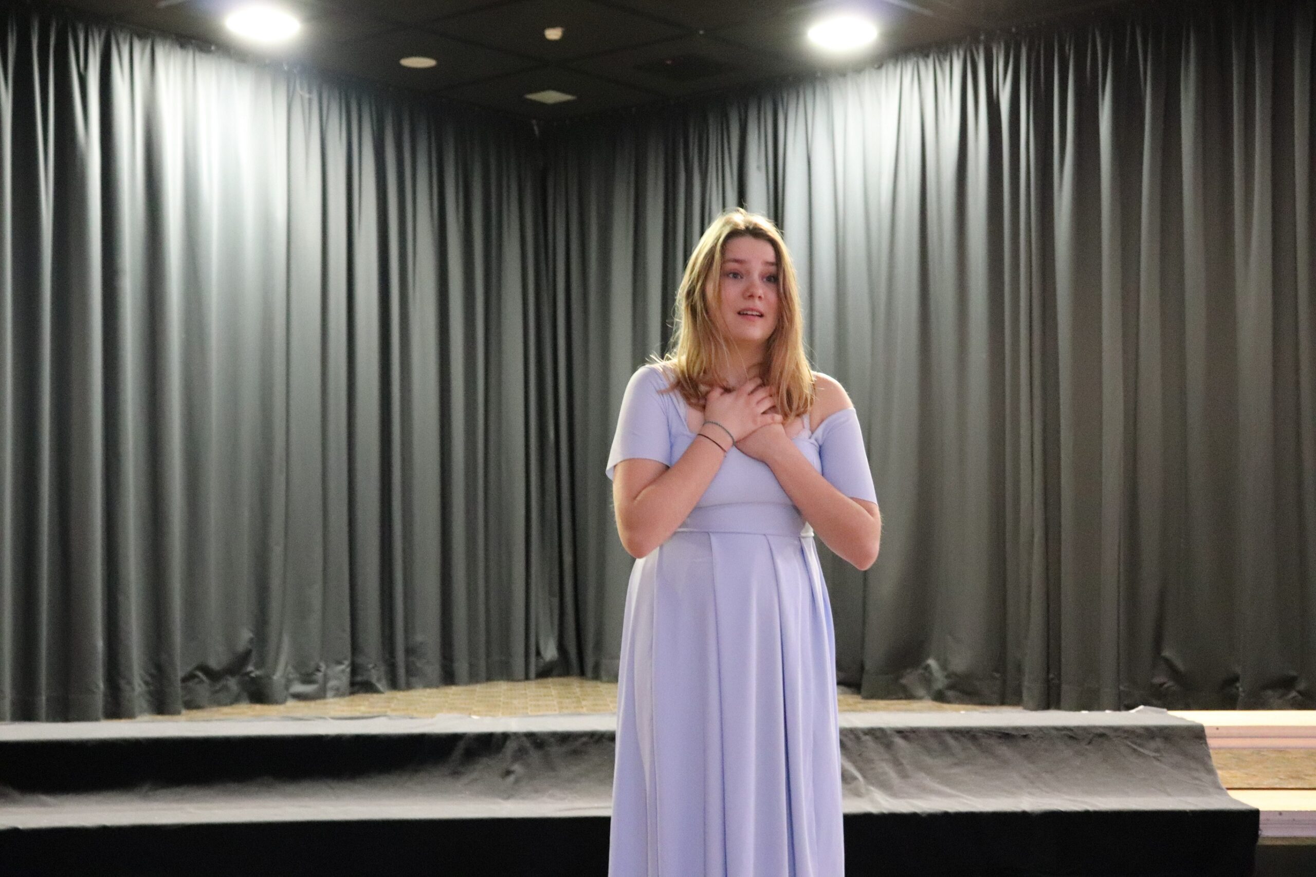 „Ganz frei und offen mal jemand anderes sein“ – Ein Gespräch mit Nele ...