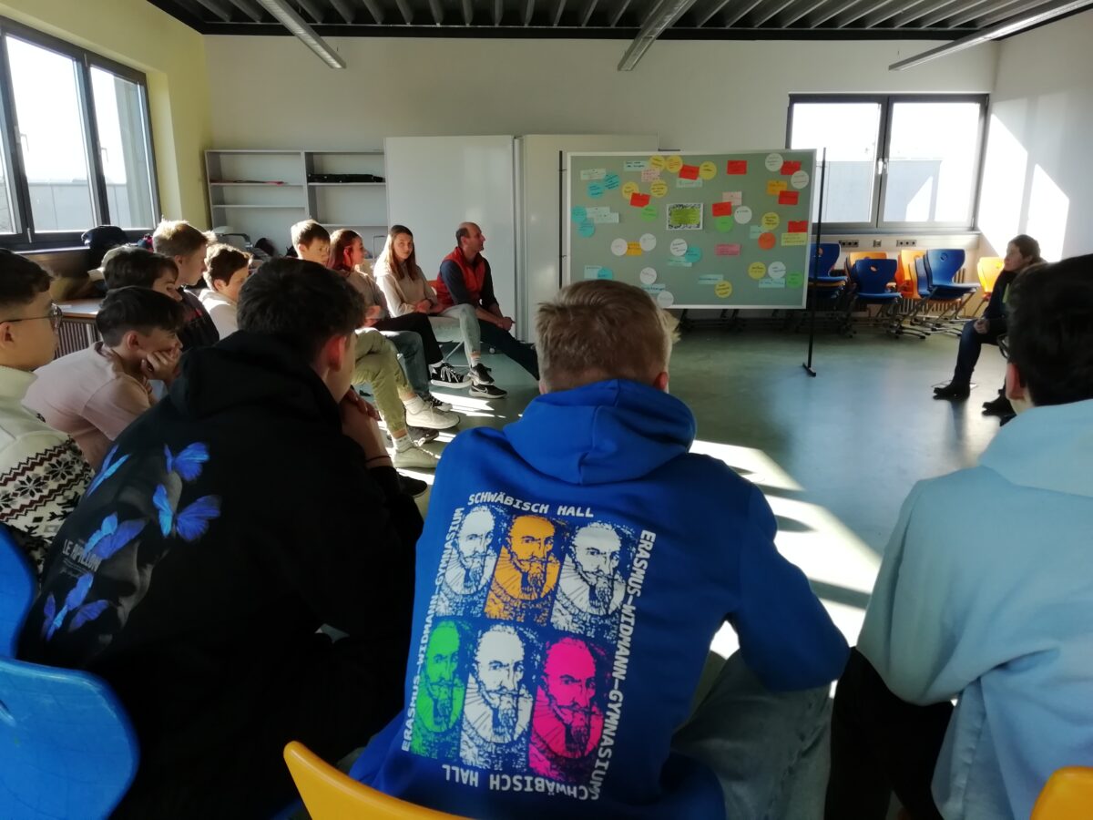 Ausbildung neuer Schülermentorinnen und Mentoren am EWG – Erasmus ...